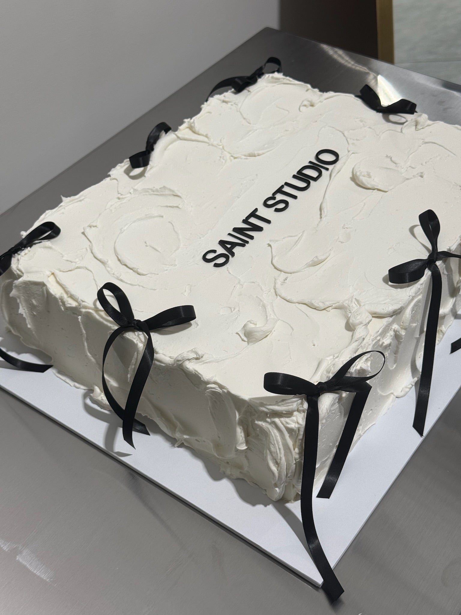 What You Need to Know Before Booking an Event at SAINT STUDIO – Saint Studio